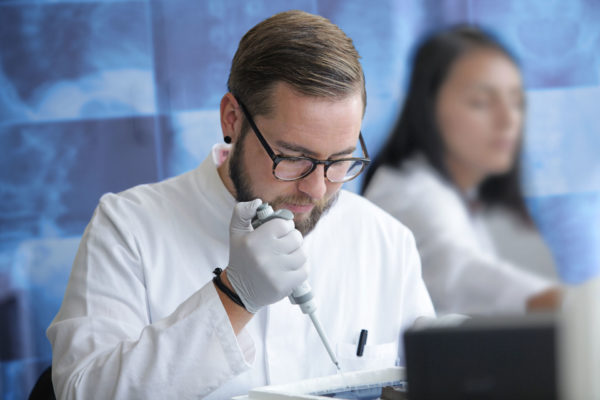 Bone Lab Dresden | Move into the Bone Lab